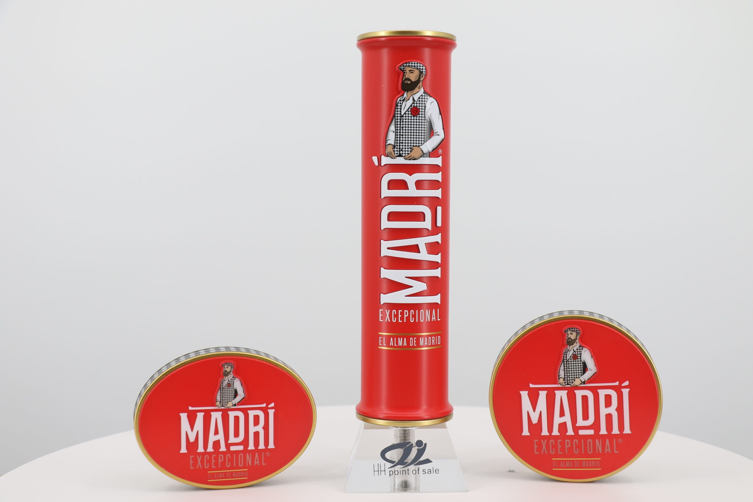 Madri Excepcional Tap Handle and Plaques Press Release - HH Point of Sale